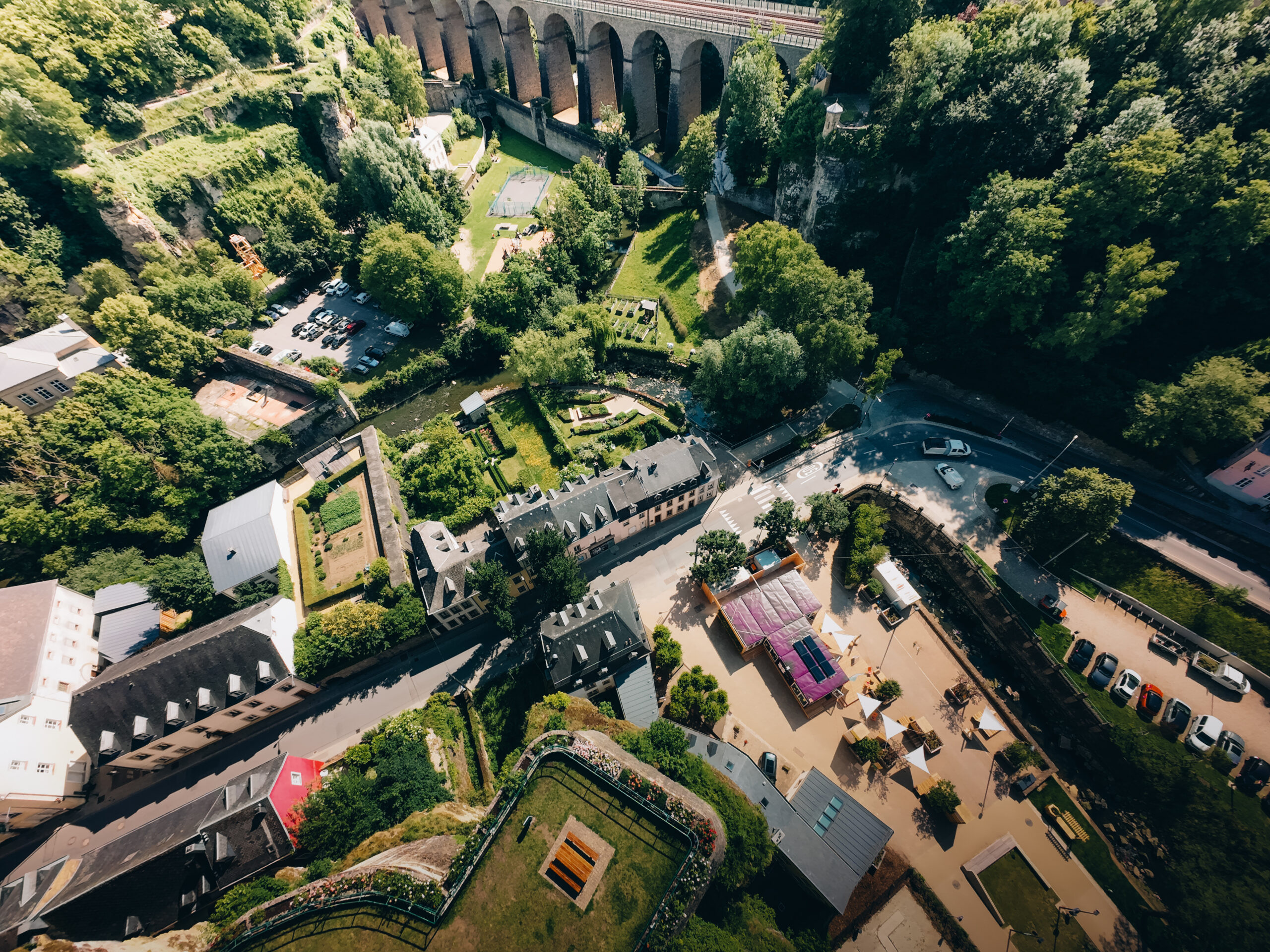 LUGA, l'exposition de jardins urbains, d'installations éphémères et de ...